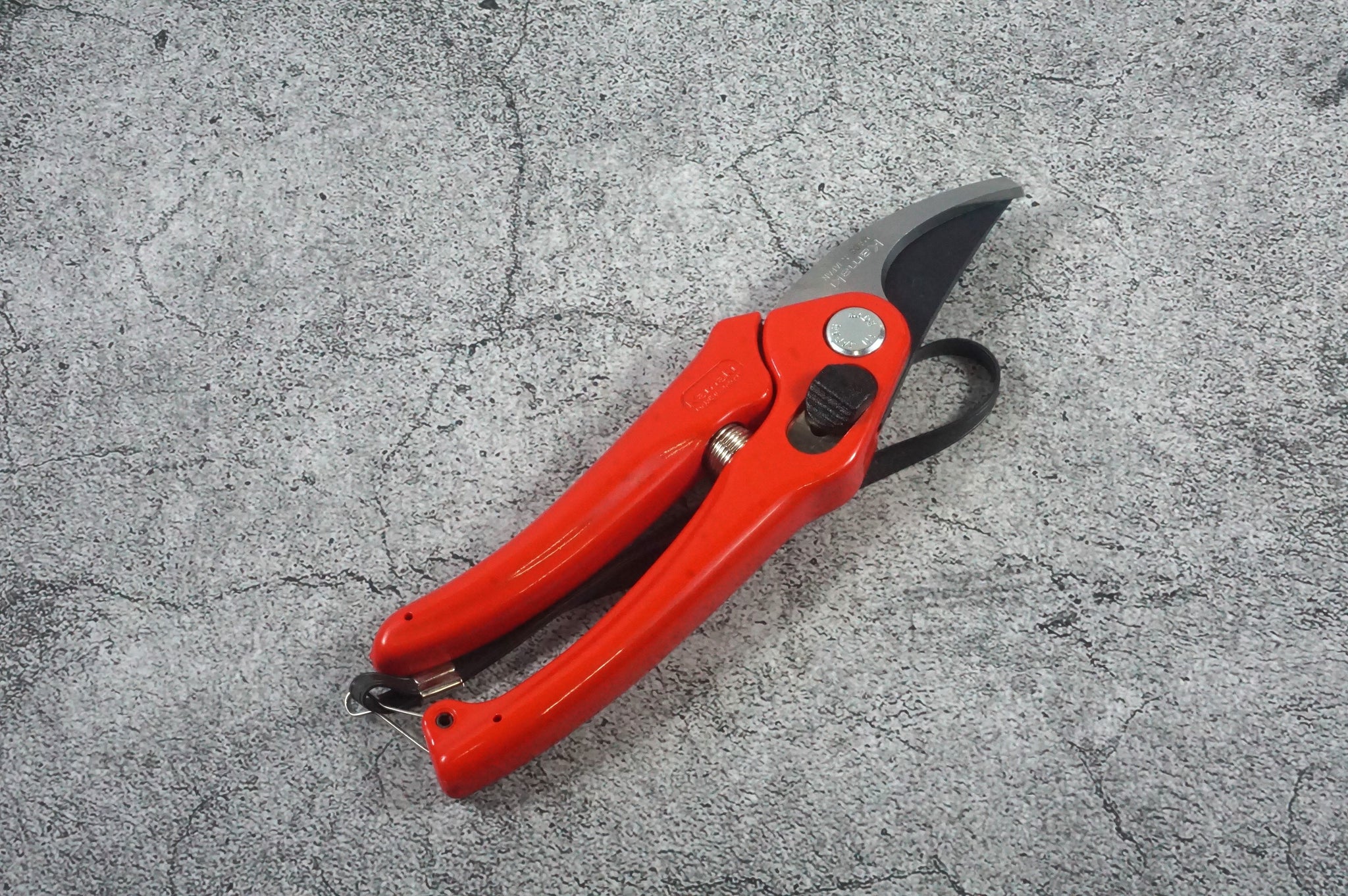 KAMAKI — Salamander Tools