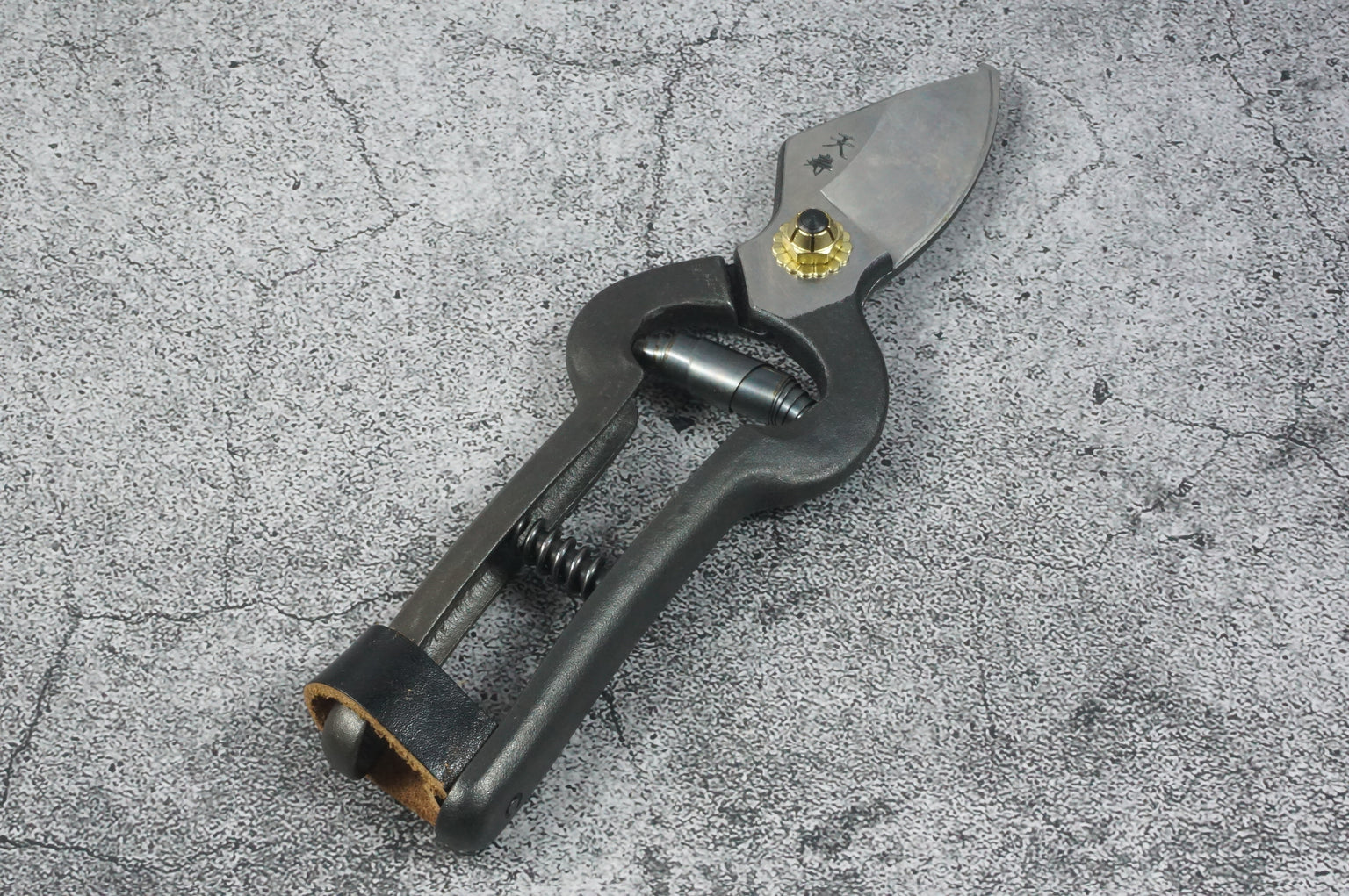 SHEARS / SCISSORS — Salamander Tools