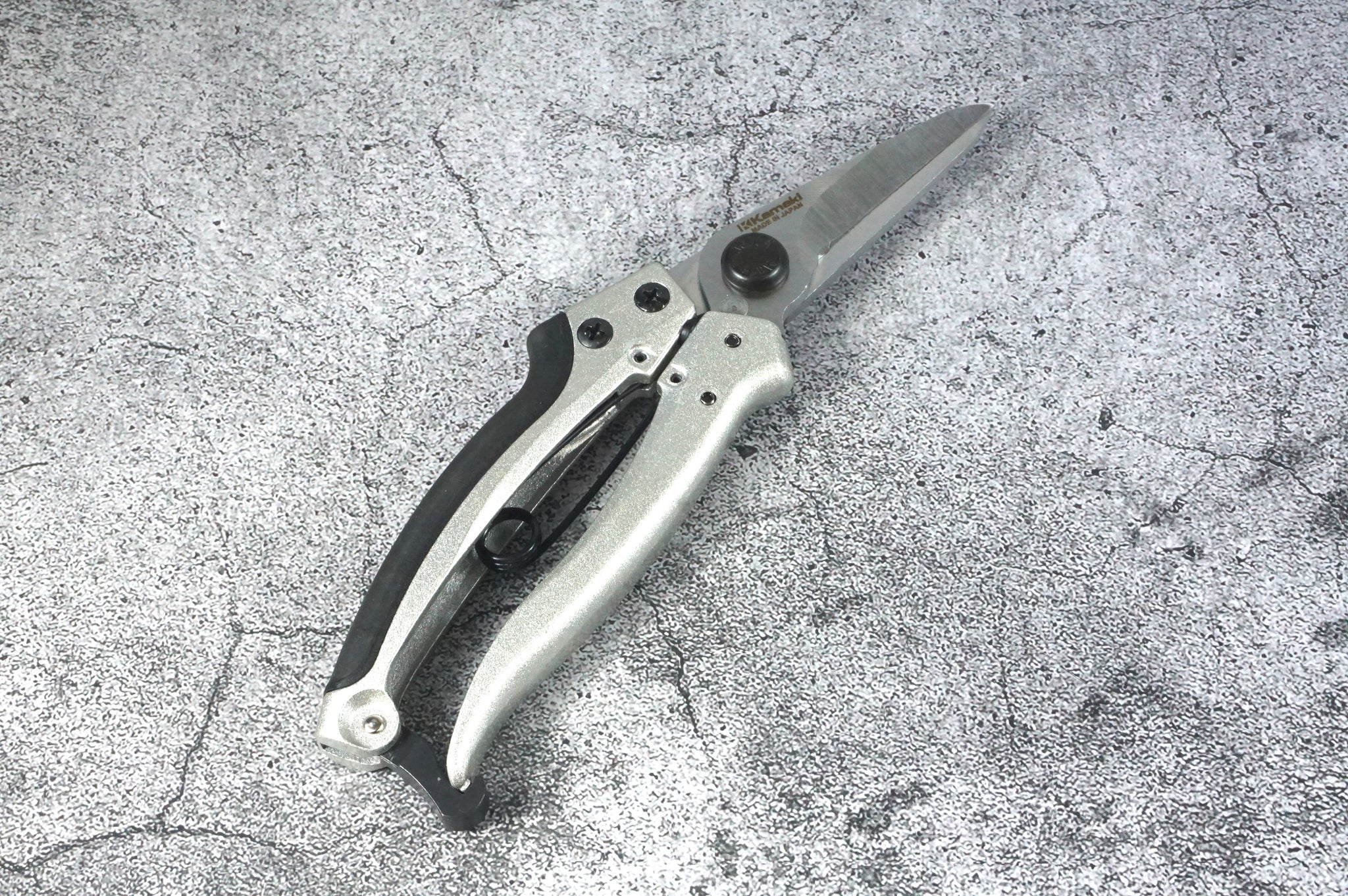 KAMAKI — Salamander Tools